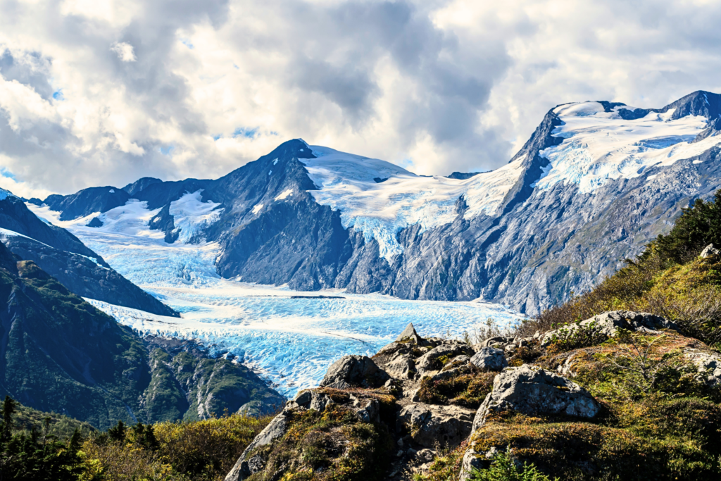 Ultimate Alaska Bucket List: 25 Unforgettable Things to Do (2026 Guide)